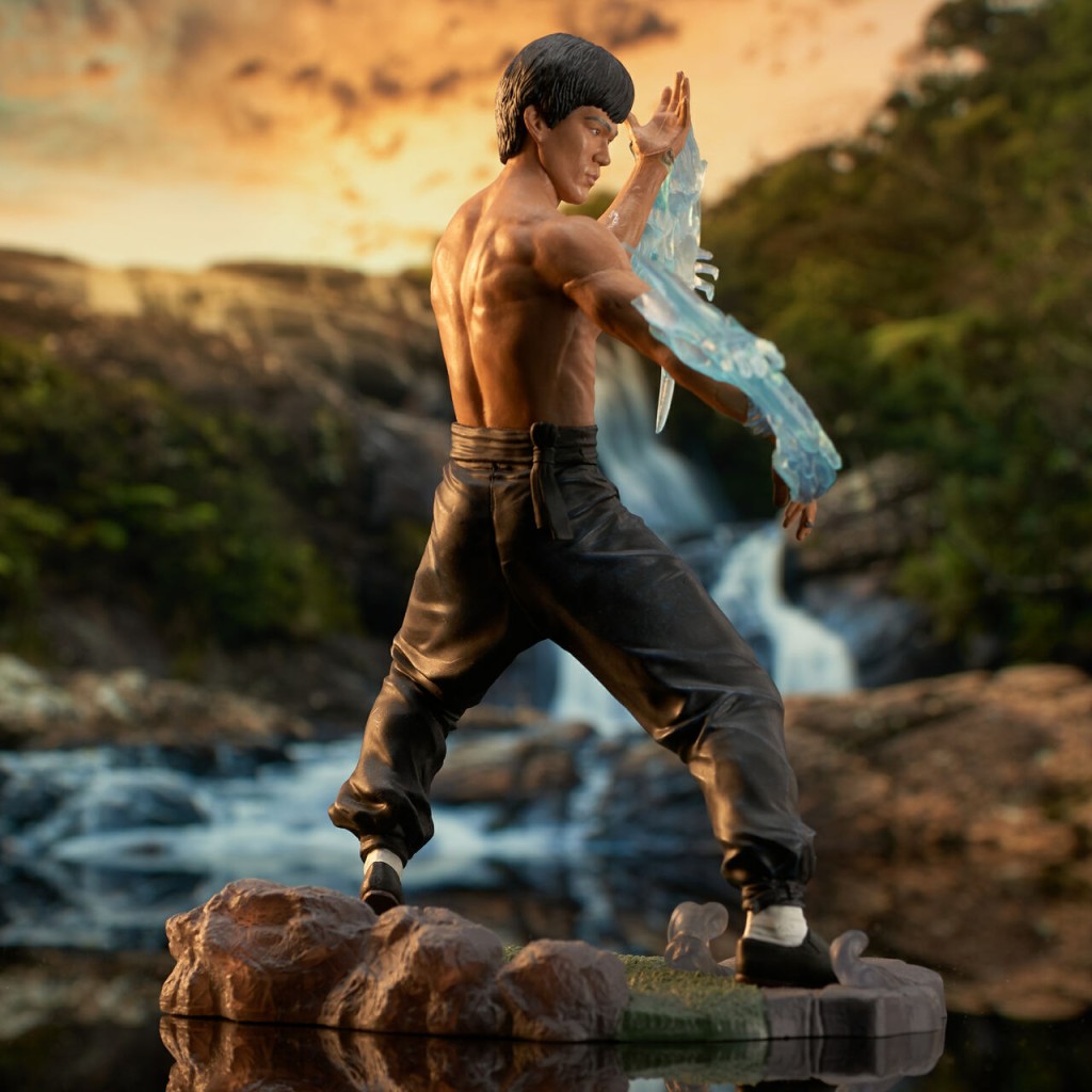 Bruce Lee – Water – Time to collect