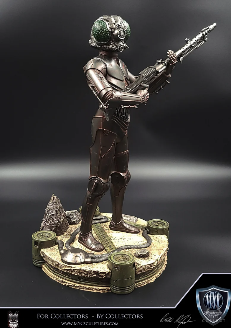 4-LOM (Star Wars) – Time to collect